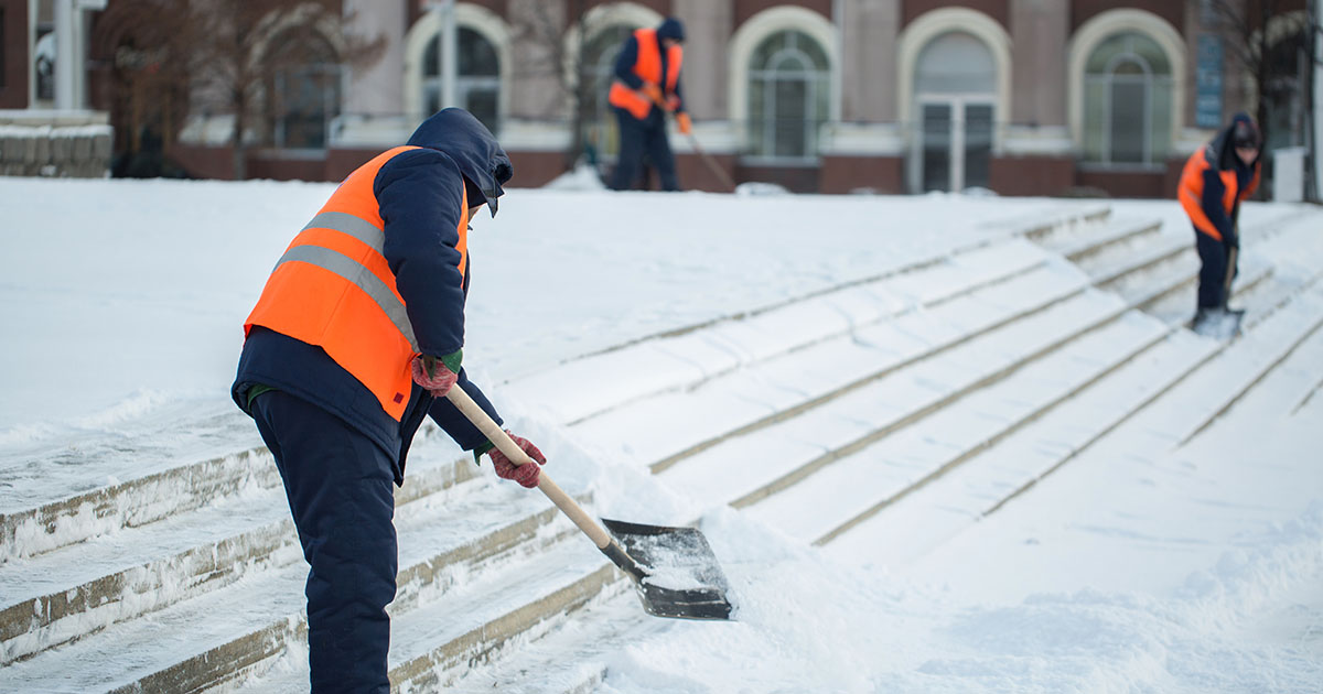 4 Tips for Working in the Cold | Integrity Insurance