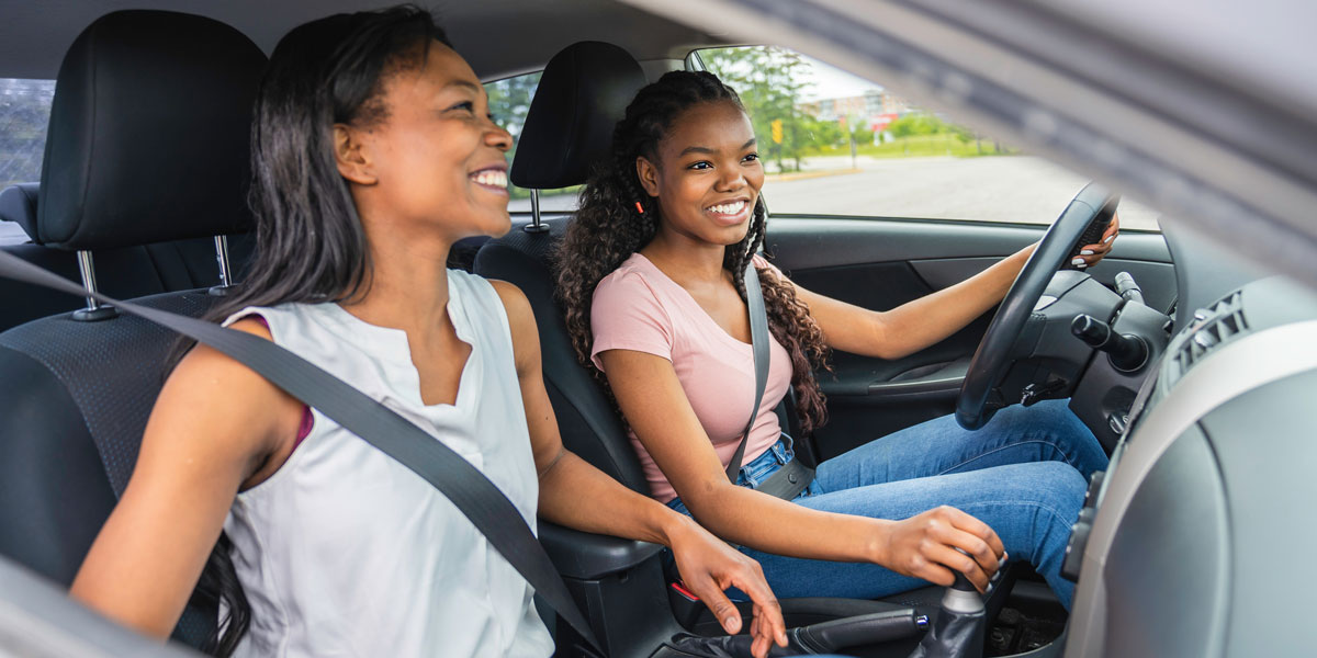 Teen Driver Safety Tips to Limit Distracted Driving | Integrity Insurance